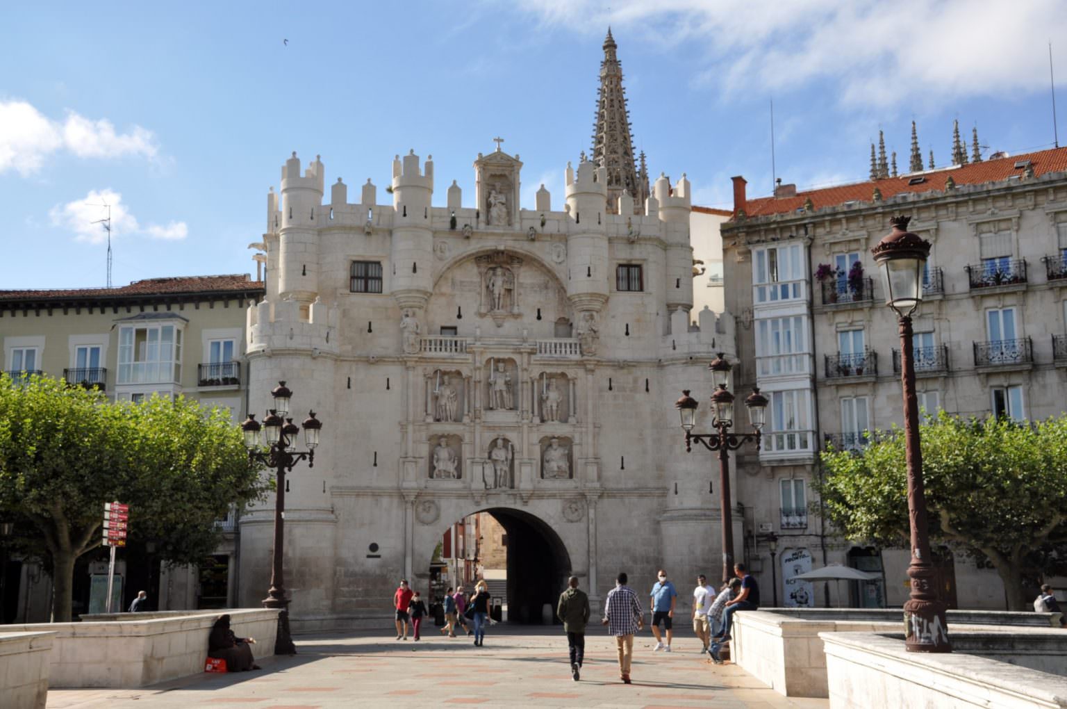 Burgos puerta santa maria | Quieres viajar